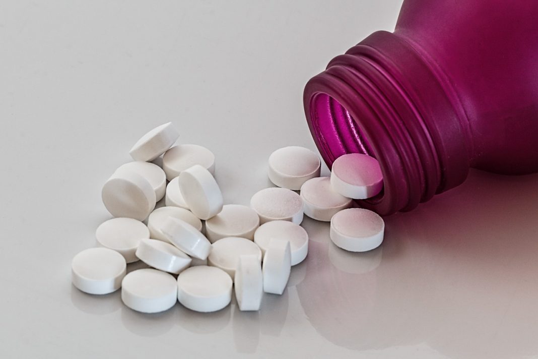 Voltaren: ecco quando è consigliato e quali sono i suoi effetti collaterali