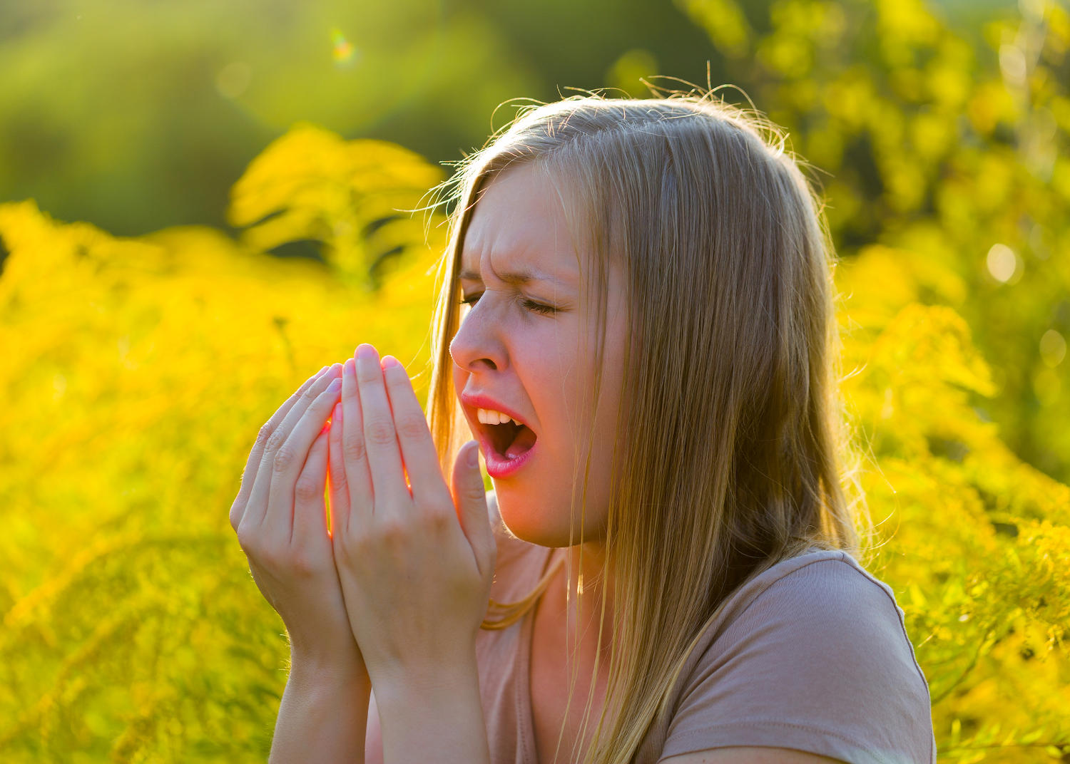 Allergia ai pollini, cos'è, sintomi, trattamento e consigli
