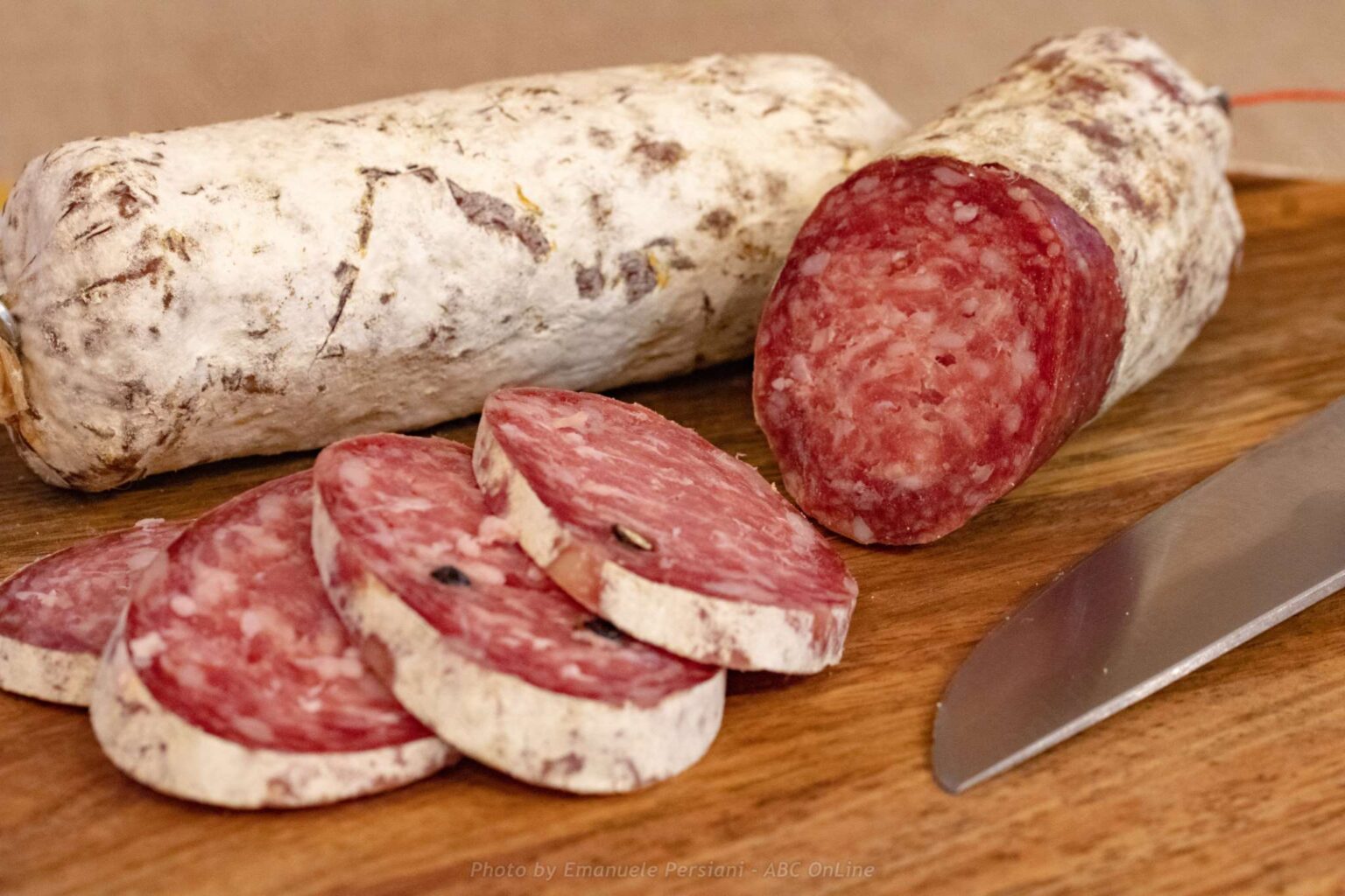 Il salame fa bene o male alla salute? Scopri come stanno le cose