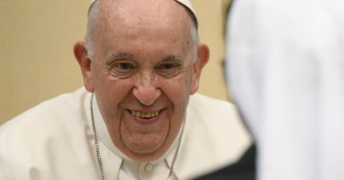 Papa Francesco: le cause ufficiali del decesso e il certificato di morte