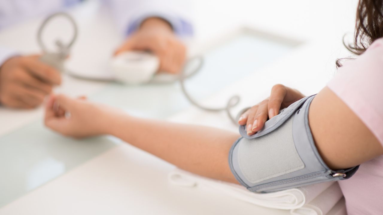 Qual è il momento migliore della giornata per misurare la pressione?