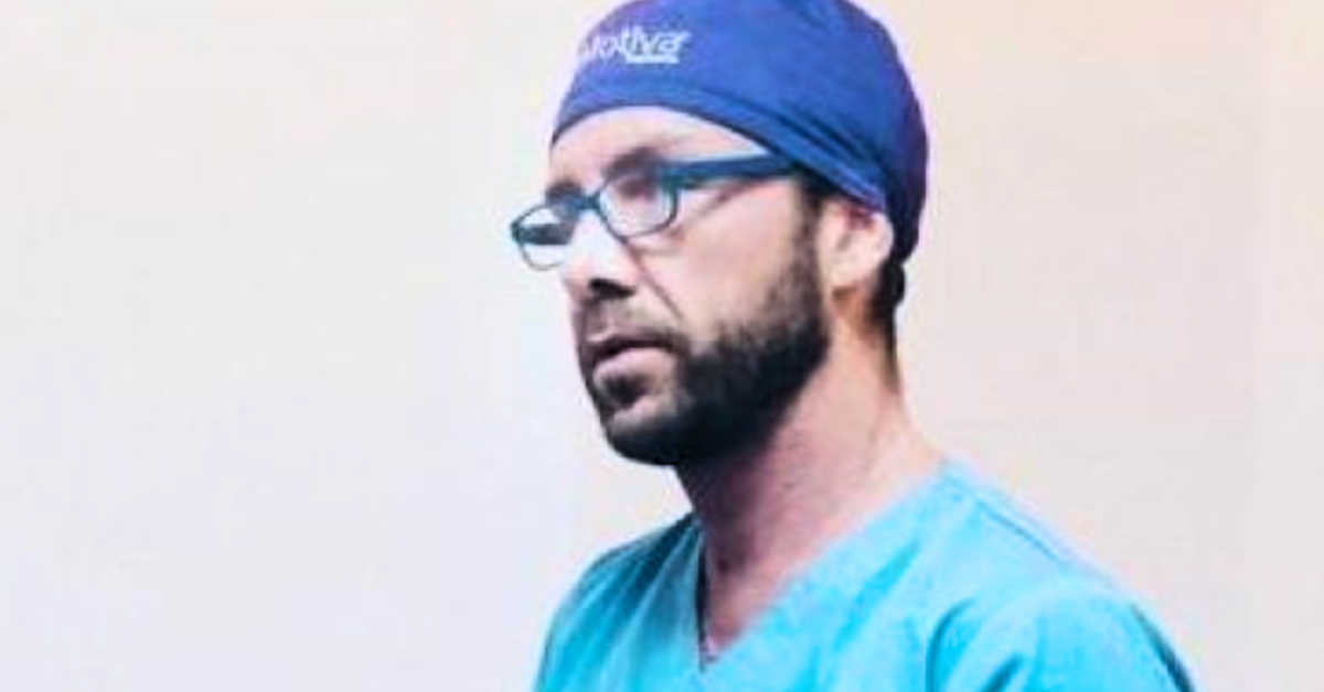 Matteo Politi, il falso chirurgo con la terza media: ricercato in tutto ...